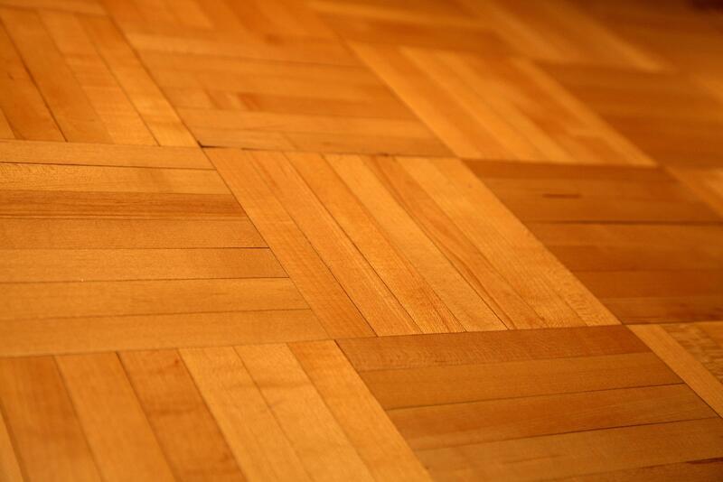 Esempi - Parquet flottante che si muove dopo la posa